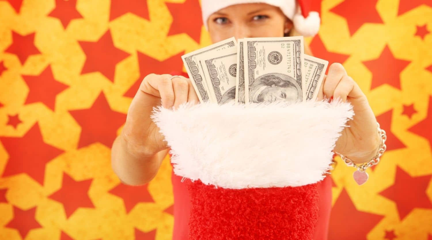 29 Creative Ways to Make Extra Money for Christmas